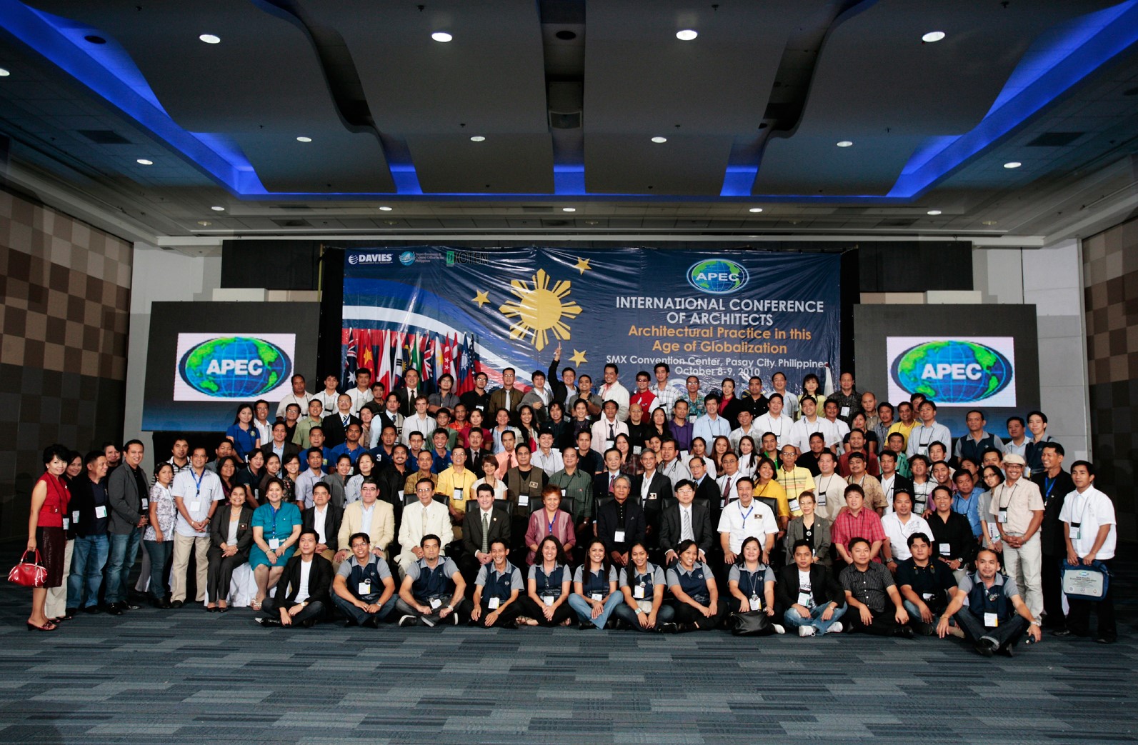 2010 - 4th APEC Architect Central Council Group Photo, October 10-11 ...